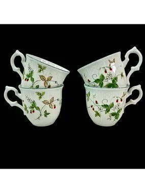 Mikasa | Dining | Mikasa Set Of 4 Antique Green Strawberry Fair Tea ...
